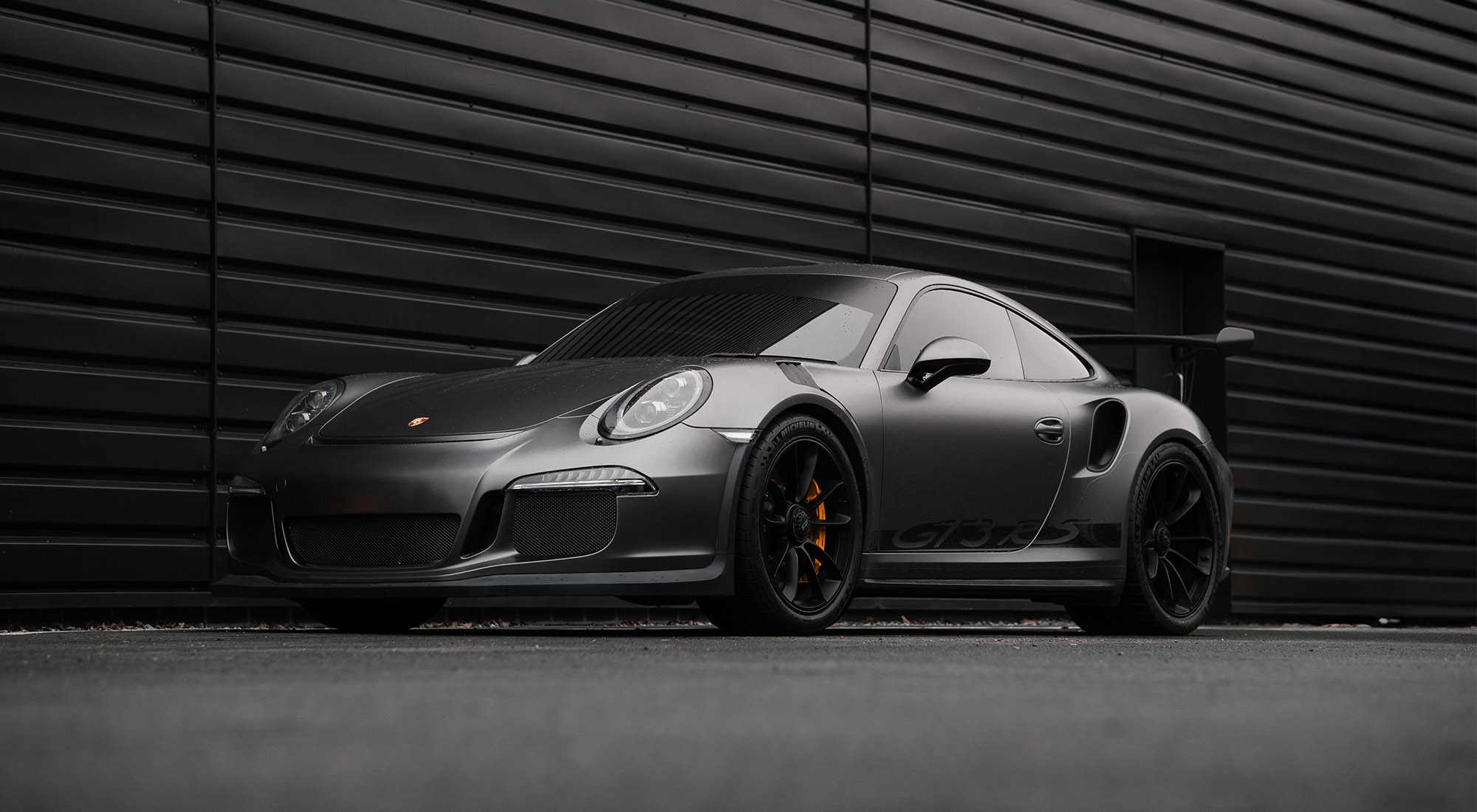 Luxus Autos - Exklusive Auswahl & Vermietung | Luxury Motors